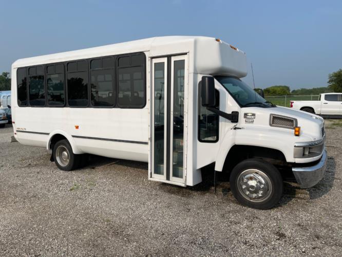 Cheap Shuttle Buses For Sale!